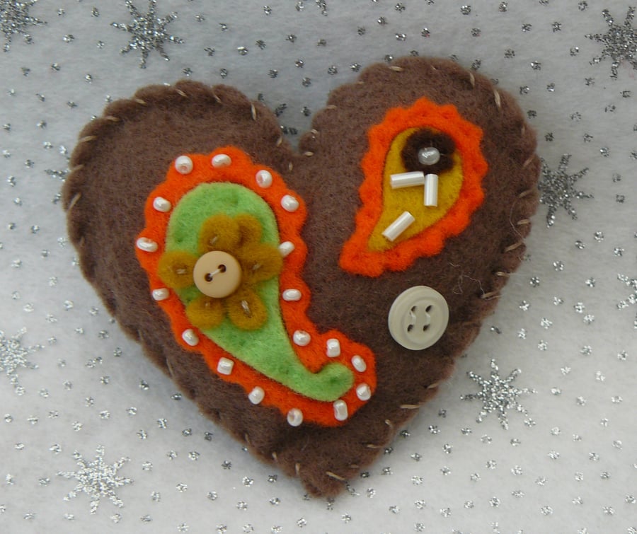 Softly Padded Felt Paisley Heart Brooch - Valen... - Folksy