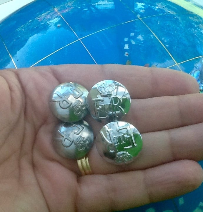 Set of 4 Used UK Service Tunic Buttons! - Folksy