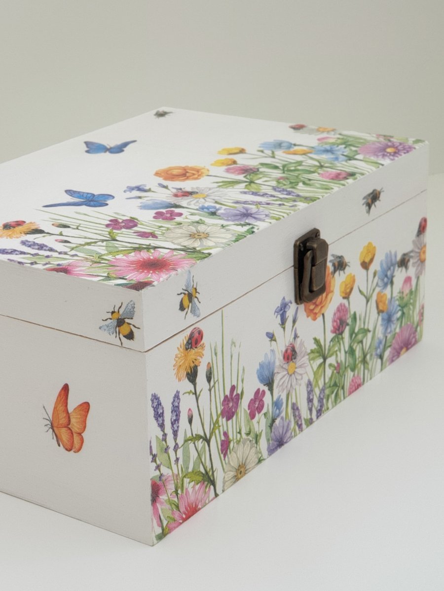 Wooden memory box with meadow flowers and butte... - Folksy