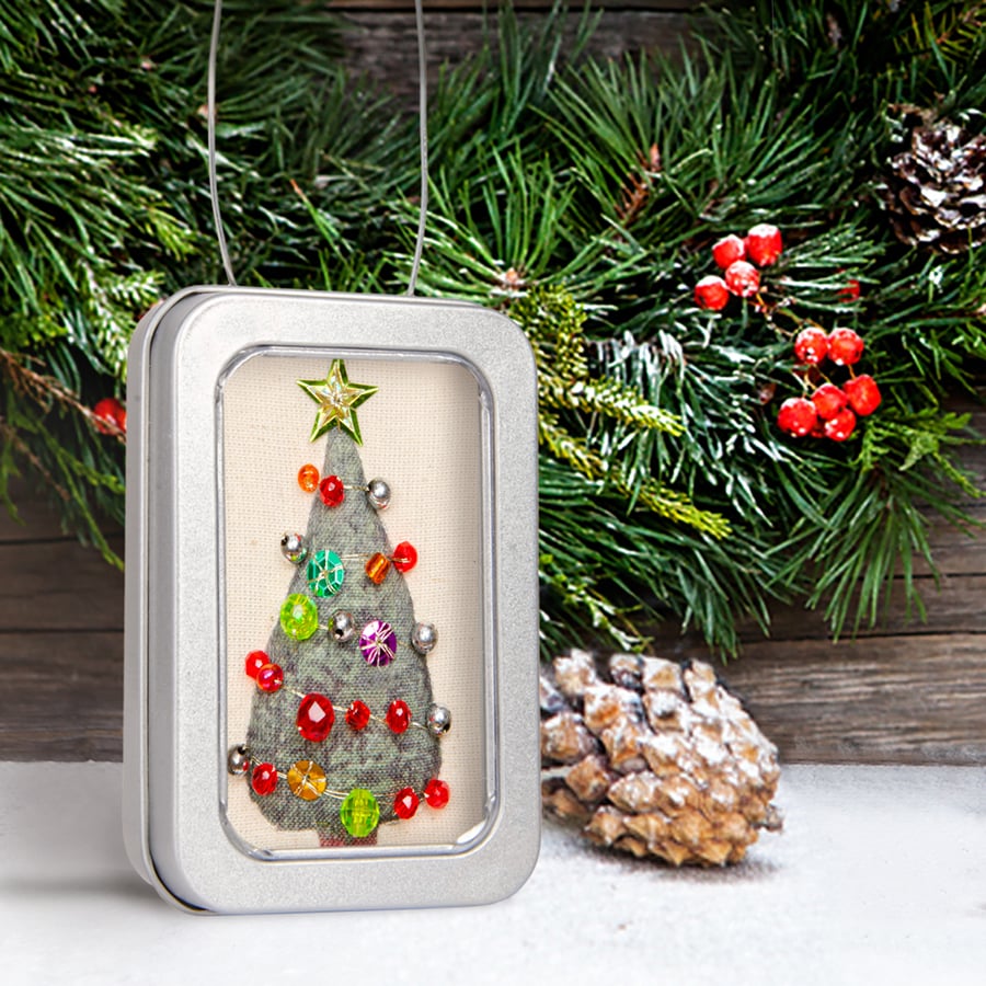 Christmas tree in a little tin, Christmas decor... - Folksy