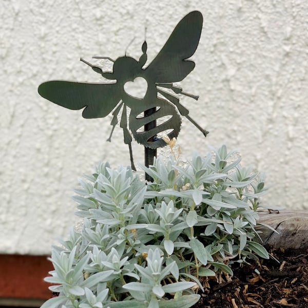 Garden Stake, Art, Steel, Bee, Housewarming, Va... - Folksy