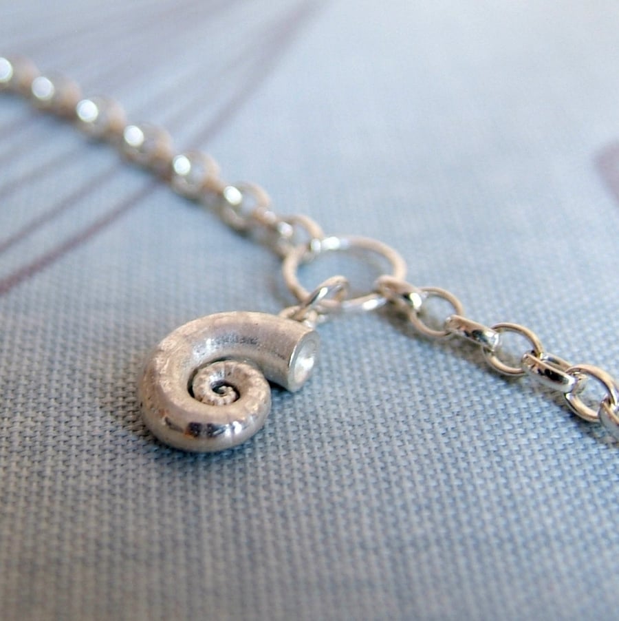 silver shell bracelet - nautical beach shell charm - Folksy