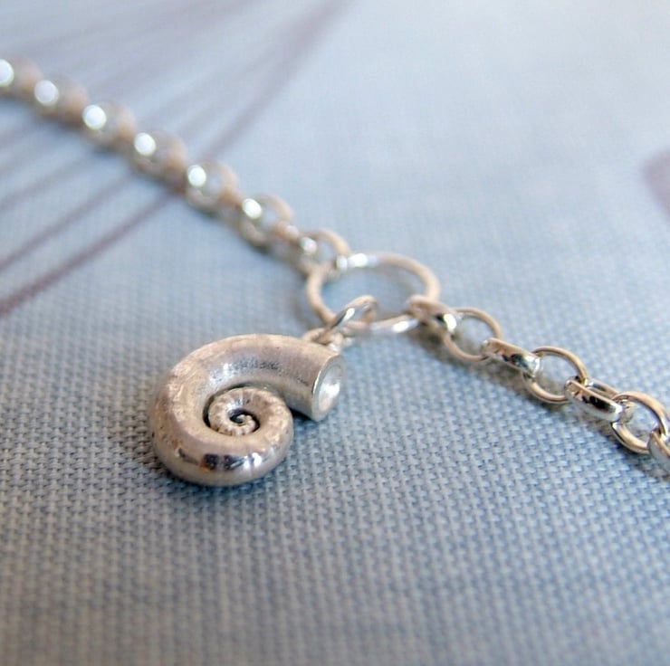 silver shell bracelet - nautical beach shell charm - Folksy