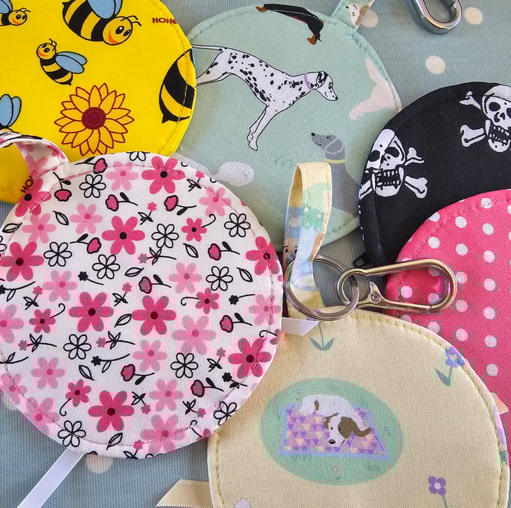 Ear Pod , Ear Bud Holders , Earphone , Purses - Folksy