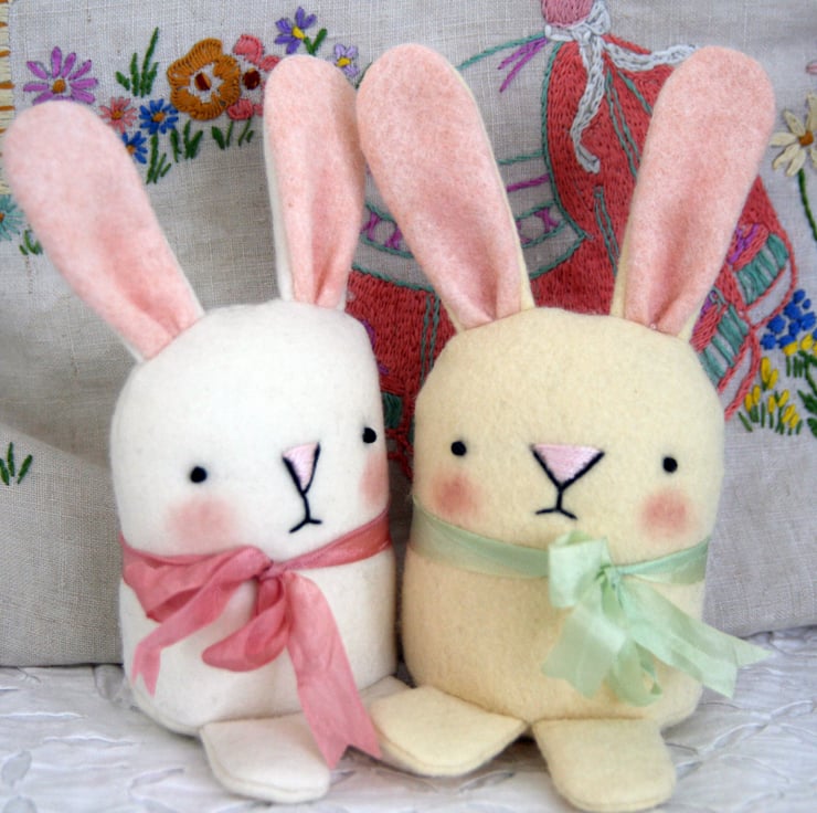 Sweet little white felt bunny rabbit plush toy - Folksy