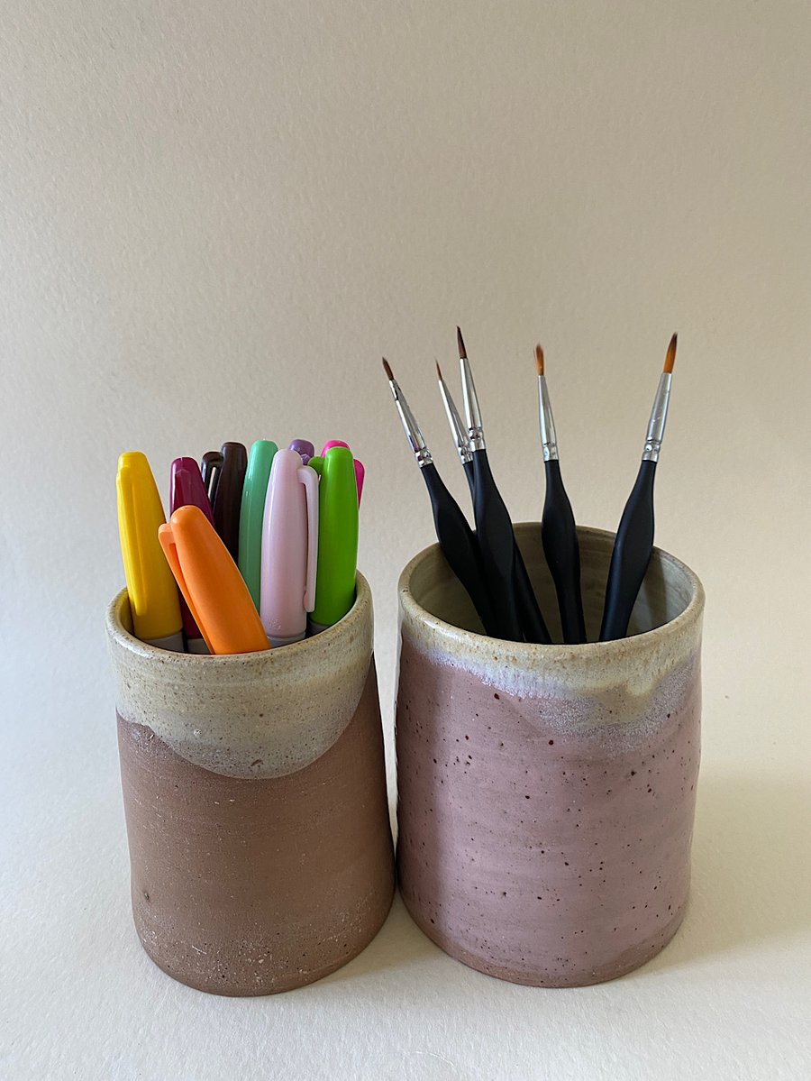 Set of 2 handmade pots - Folksy