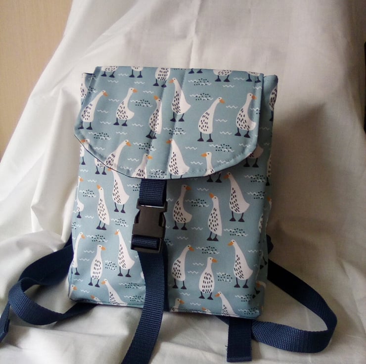 Backpack Geese Lightweight showerproof lined un... - Folksy