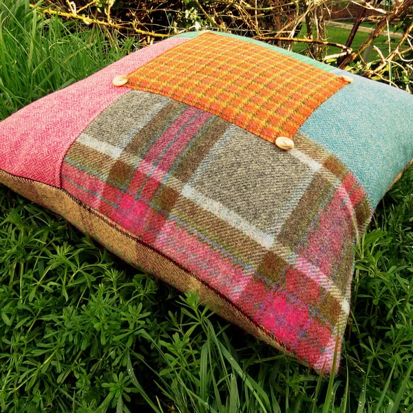 A large statement floor cushion. Woollen cushi... - Folksy