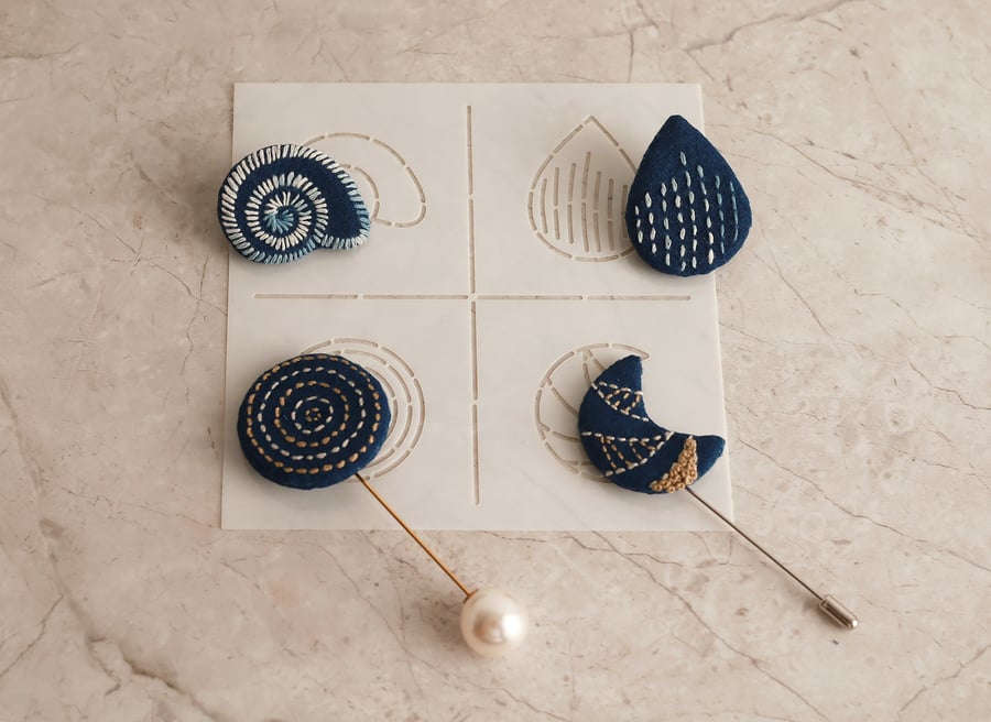 DIY Kit for Sashiko Brooches set of 4 styles wi... - Folksy