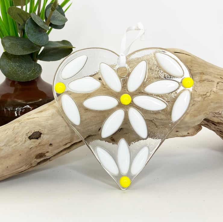 Fused Glass White Daisy Flower Suncatcher, Siz... - Folksy