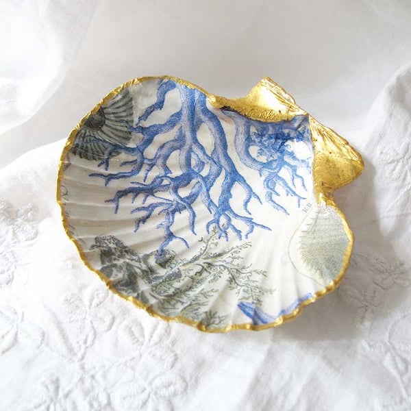 SCALLOP SHELL TRINKET DISH - Folksy