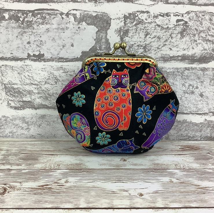 Cats frame coin purse with kiss clasp - Folksy