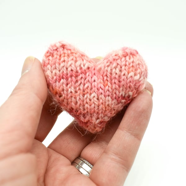 Hand knitted heart - pocket hug - pink - Folksy