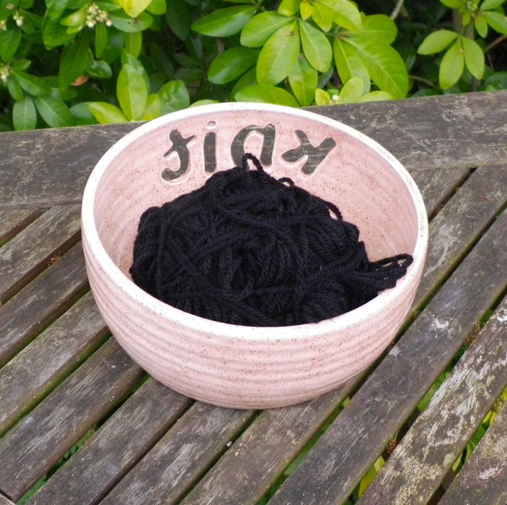 Knitting or crochet wool yarn bowl pot ceramics... - Folksy