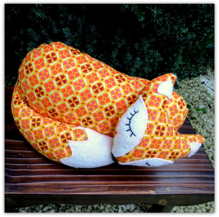A snoozy groovy fox cushion. 30cm in length. - Folksy