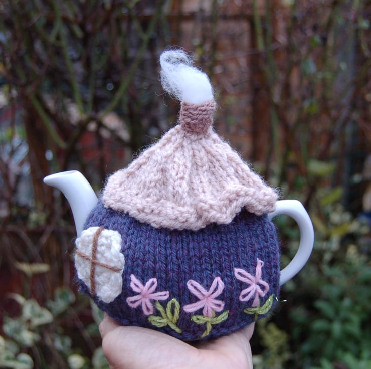 Country cottage tea cosy - hand embroidered - t... - Folksy