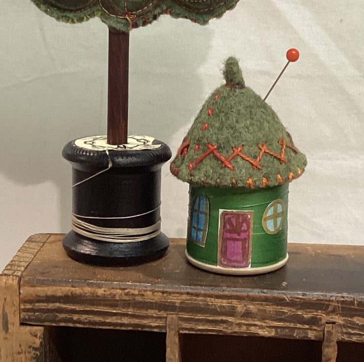 Pointy pin cushion No2 - Folksy