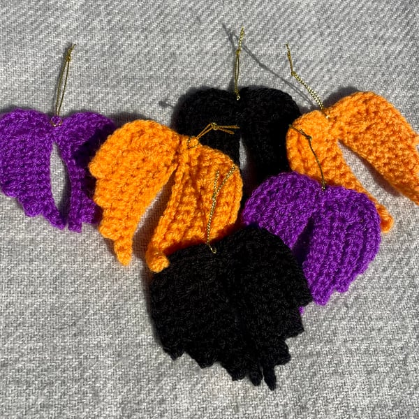 Quirky Halloween Bat Wing Decorations -set of 6... - Folksy