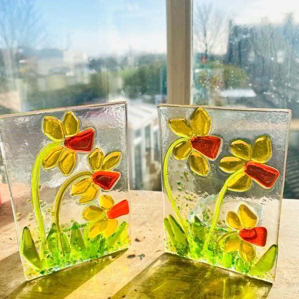 Unique fused glass daffodil tea light holder s... - Folksy
