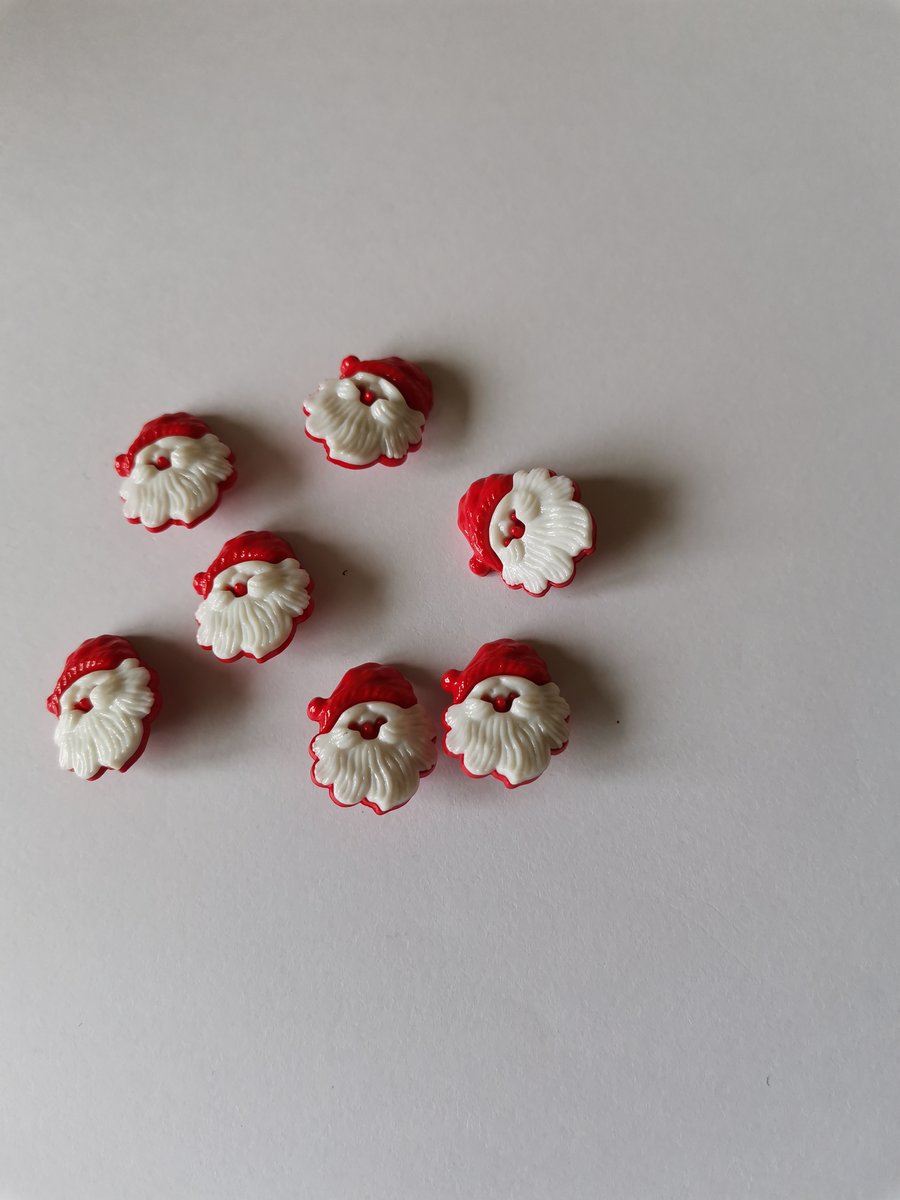10 Santa Face Shape Shank Buttons, 20mm x 18mm ... - Folksy