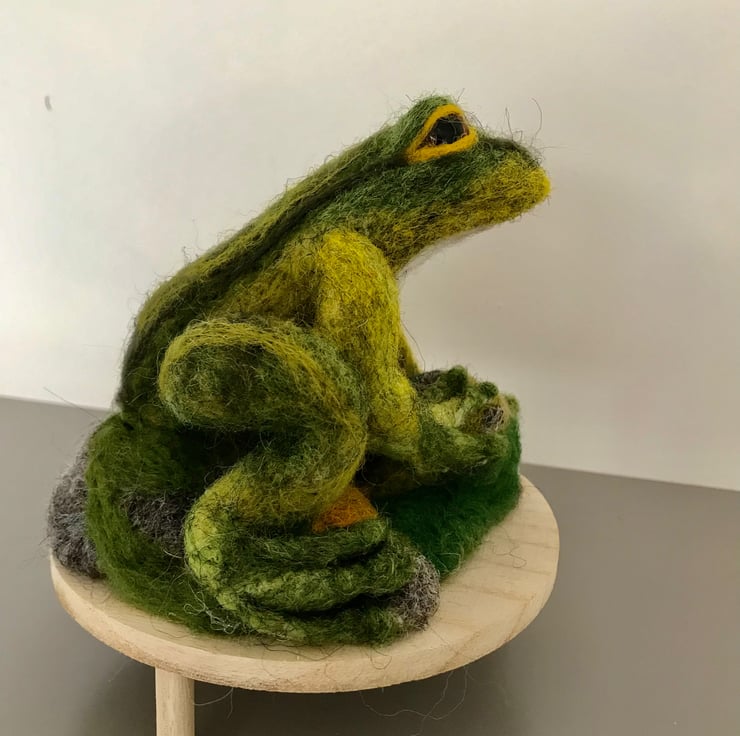 needle felted-frog-wool art-soft sculpture - Folksy