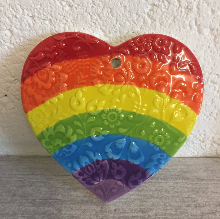 Ceramic textured rainbow hanging heart shaped d... - Folksy