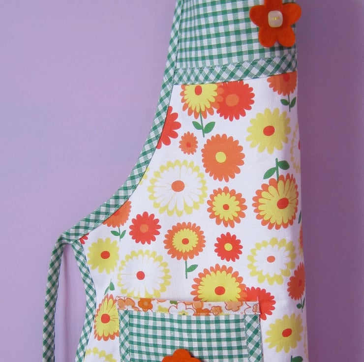 Felt Flower Apron - Folksy