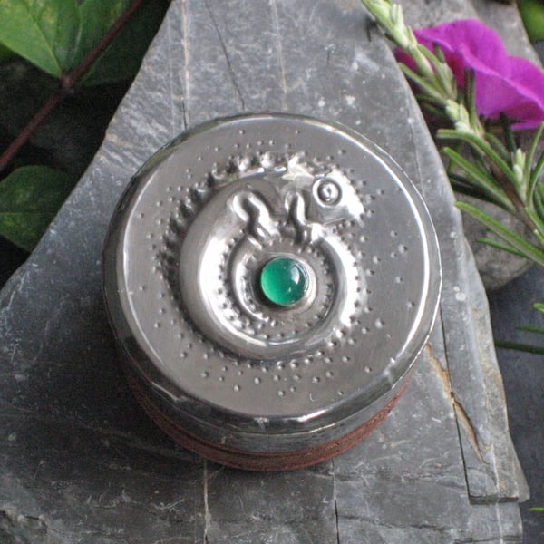 Chameleon Box - Folksy