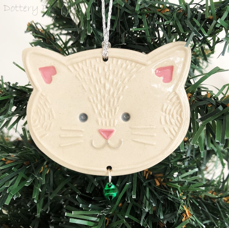 Ceramic Cat decoration with little bell (cream) - Folksy