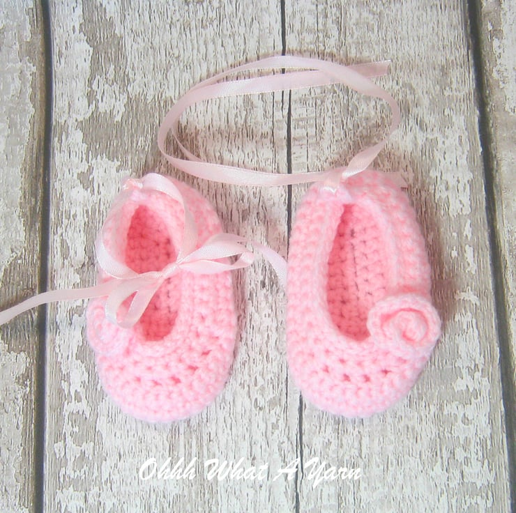 Crochet pastel pink baby ballerina shoes with m... - Folksy