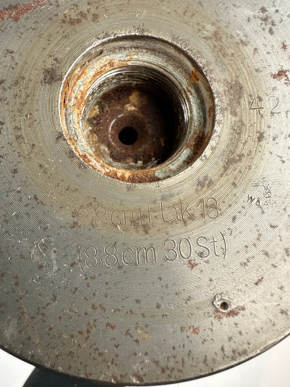 Basmilitaria | Original German WWII FlaK 88 Shell 1942