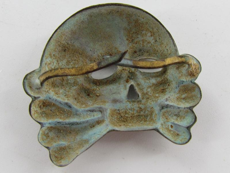 MV40-45 | Early SS Danziger Skull