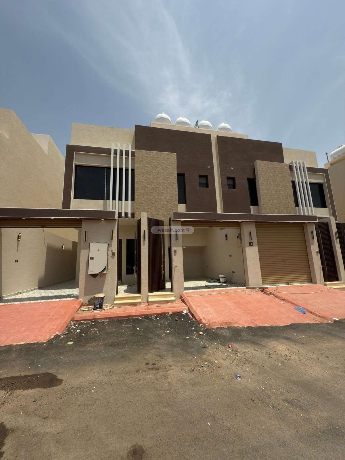Floor 200.13 SQM with 6 Bedrooms For Sale