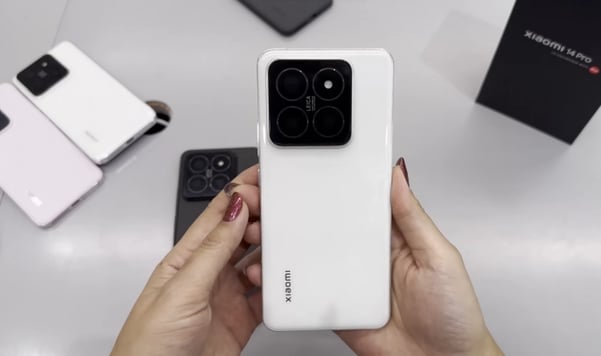 Xiaomi 14 Pro Review - Smartphone With Leica Camera and Superb Screen ...