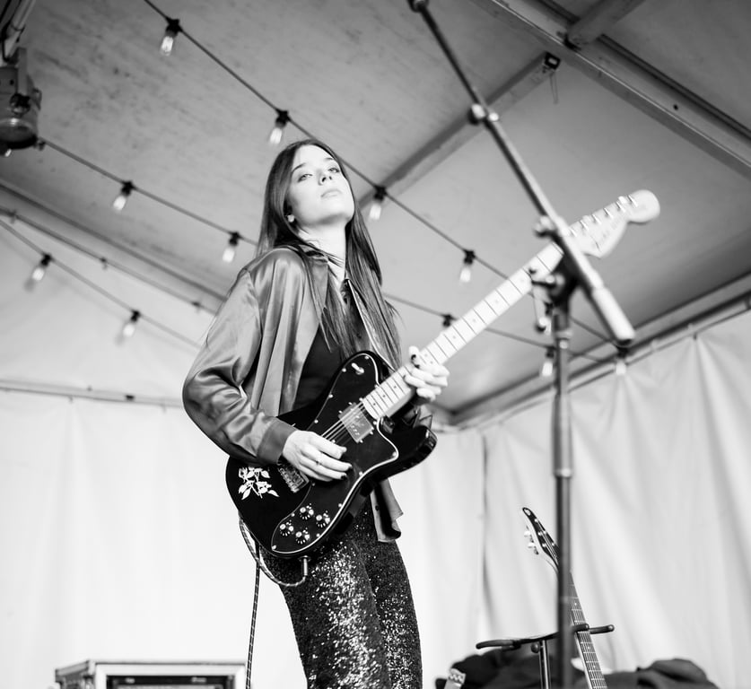 Private Guitar lessons with Tash Wolf