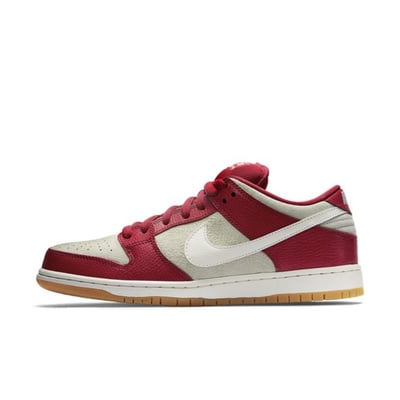 Nike SB Dunk Low Pro x Diamond Supply Co. Nike SB Dunk Low Pro x Diamond Supply Co.