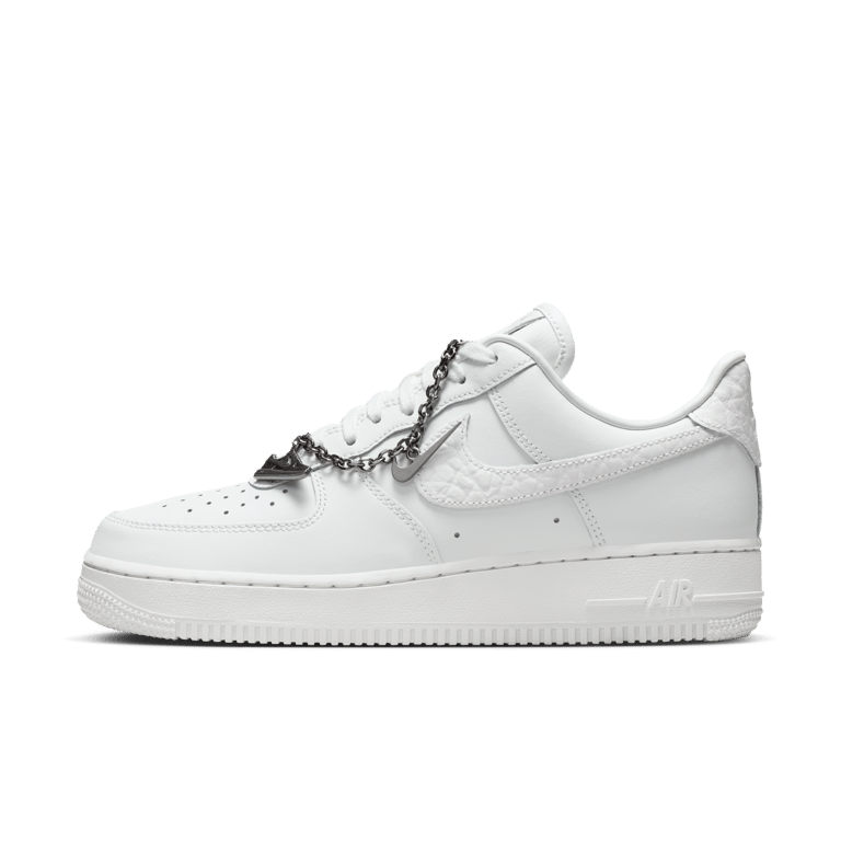 Nike Air Force 1 '07 Low "Summit White & Metallic Silver" trainers ...