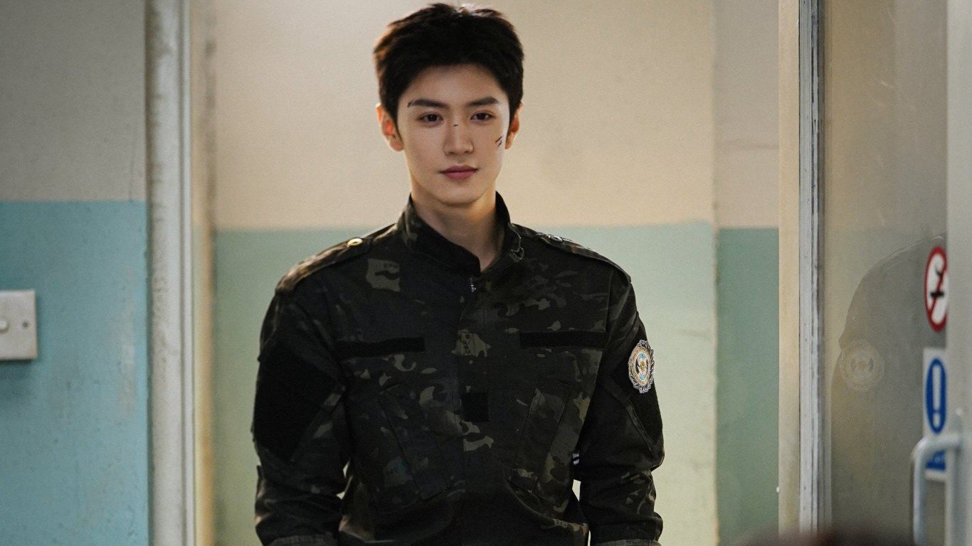 Chen Zhe Yuan Bertransformasi Jadi ‘Halo Dek’ dalam The White Olive Tree