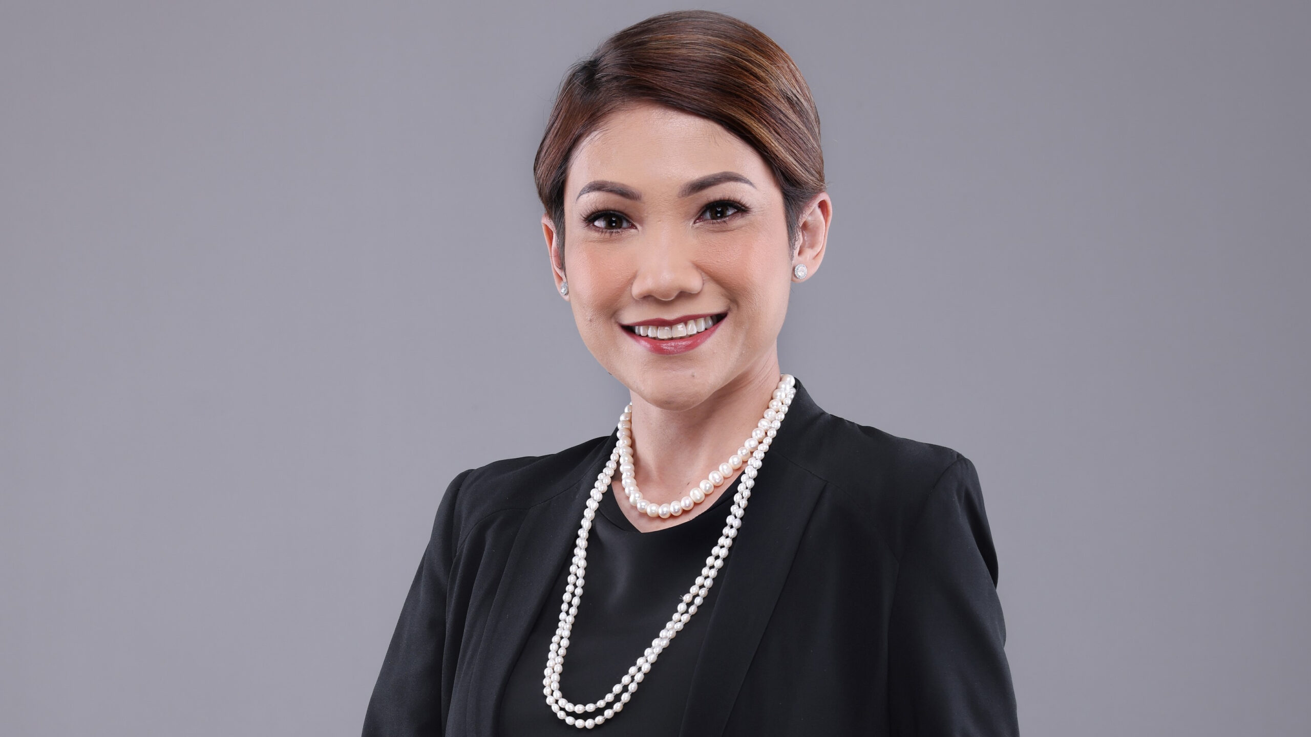 Vanda Laura Resmi Menjadi Presiden Direktur bp-AKR