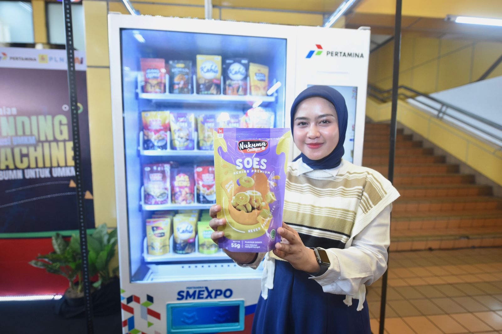 Kolaborasi dengan KAI, Pertamina Luncurkan Vending Machine UKM