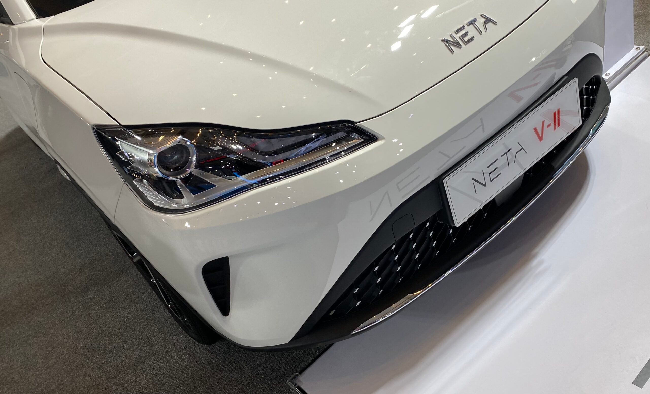 Lanjutkan Penetrasi di Pasar EV, NETA Perkenalkan NETA V-II