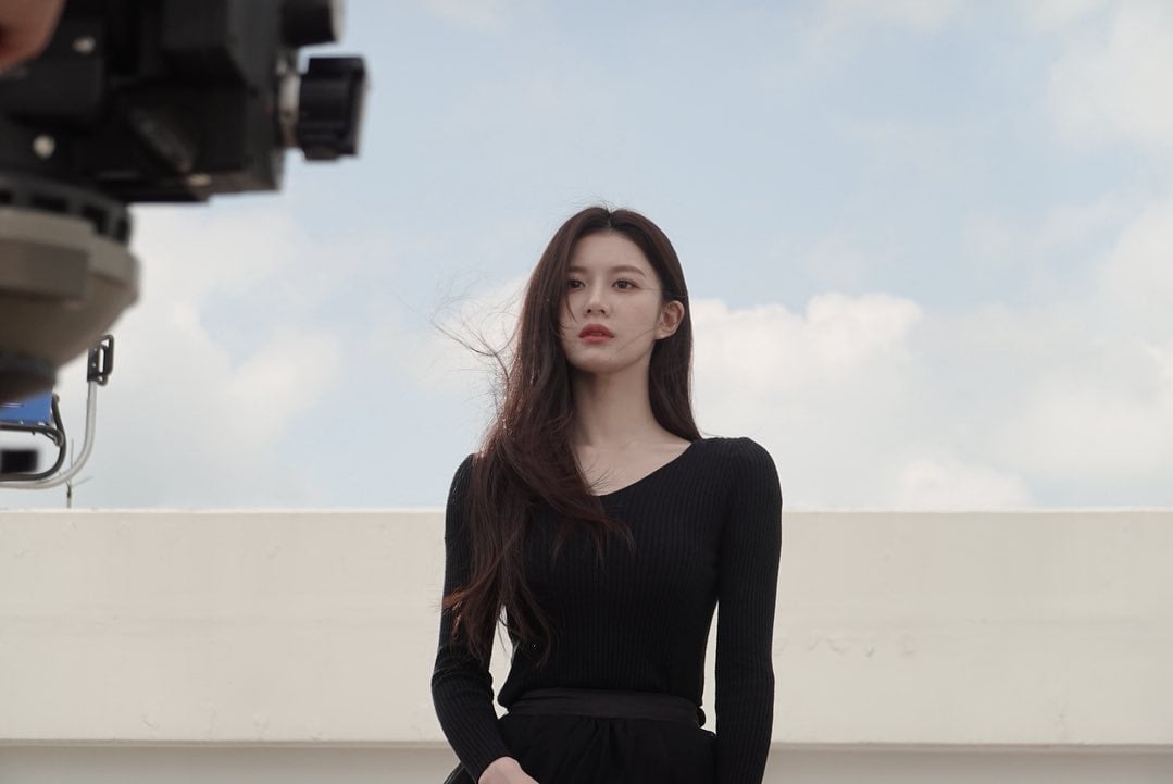 5 Fakta Karier Go Yoon Jung yang Tampil Memukau di Drakor Moving