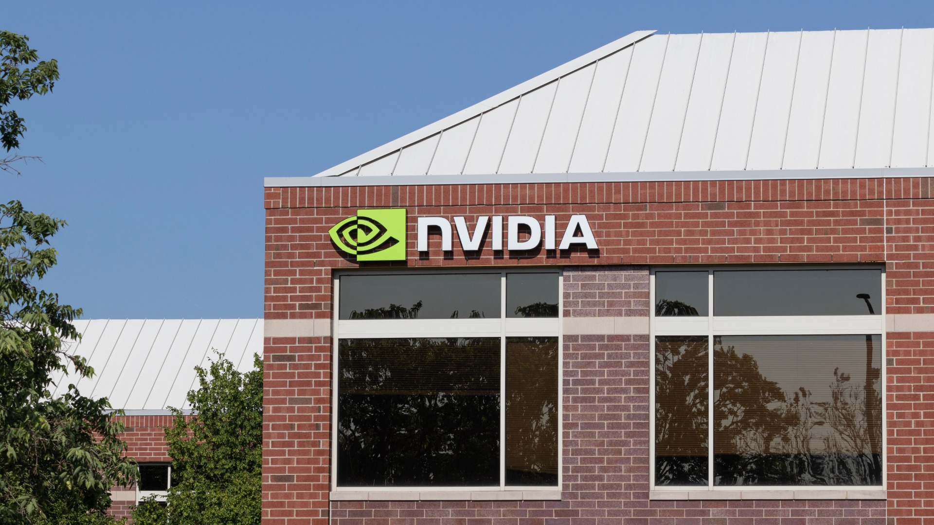 Salip Microsoft, NVIDIA Resmi Jadi Perusahaan Paling Berharga di Dunia Salip Microsoft, NVIDIA Resmi Jadi Perusahaan Paling Berharga di Dunia
