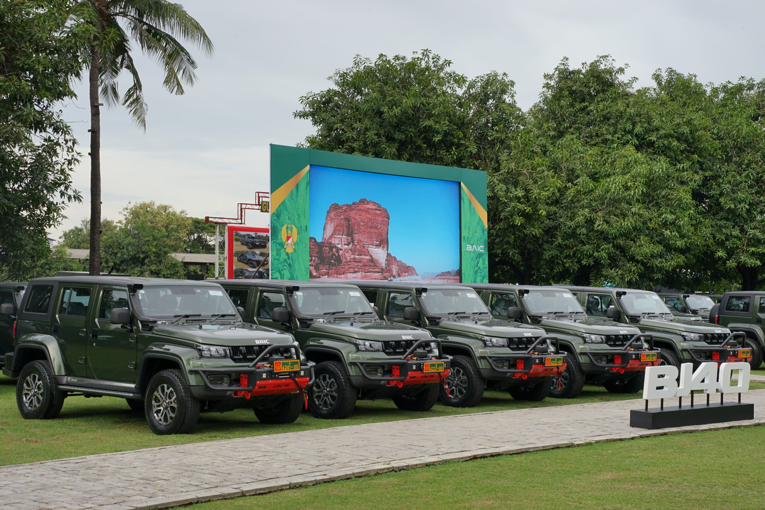 Perkuat Branding Sebagai All-Rounder Vehicle, BAIC Indonesia Serahkan ...