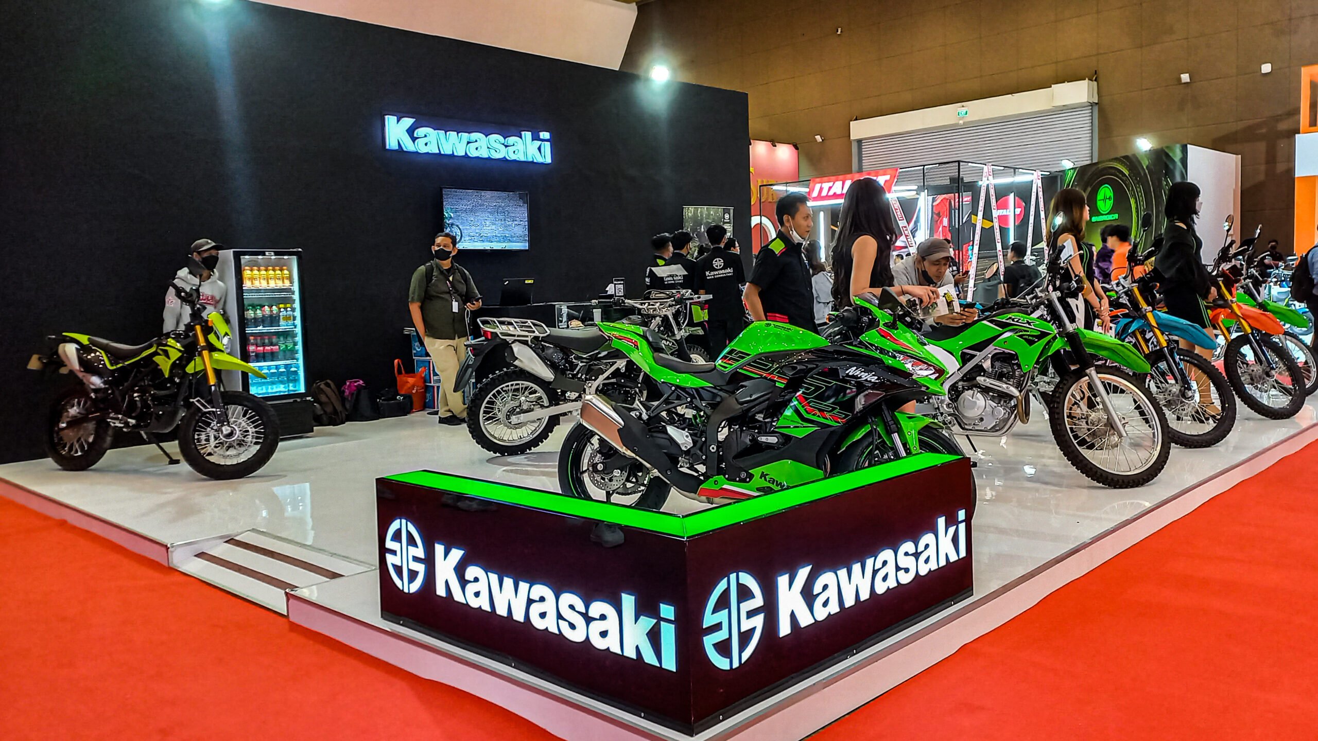 Kawasaki Motor Indonesia Tampilkan Produk Baru di IIMS 2023