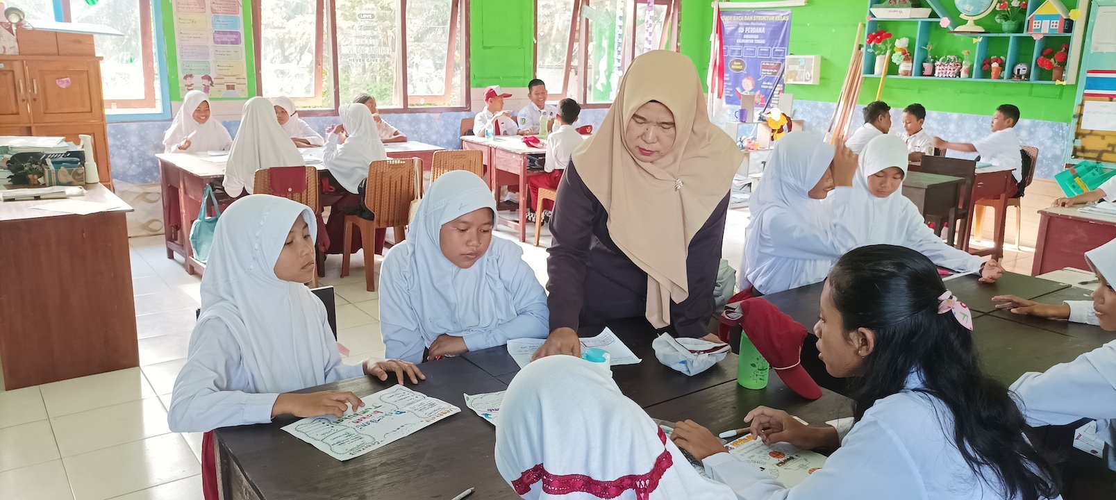 Putera Sampoerna Foundation Dorong Pengembangan Karier Guru di Pelosok