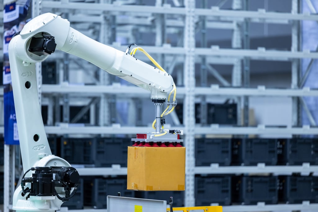 What Is An Automated Material Handling System? - Metreel