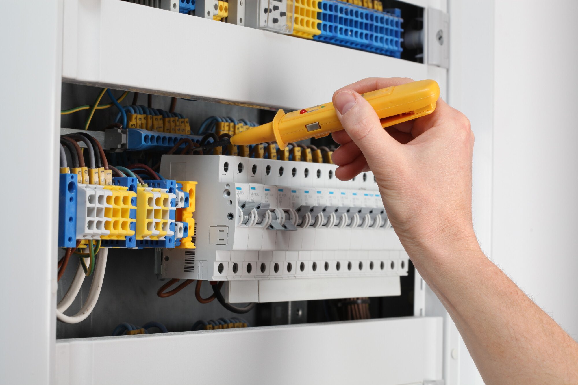 Common Electrical Panel Problems and How to Repair Them in Orlando ...