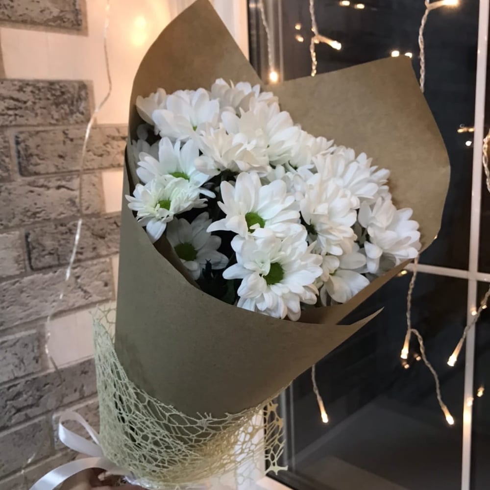Bouquet '3 craftable chrysanthemums' - order and send for 24 $ with ...