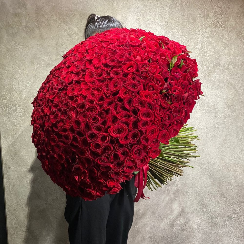 Bouquet '301 roses' - order and send for 504 $ with same day delivery ...